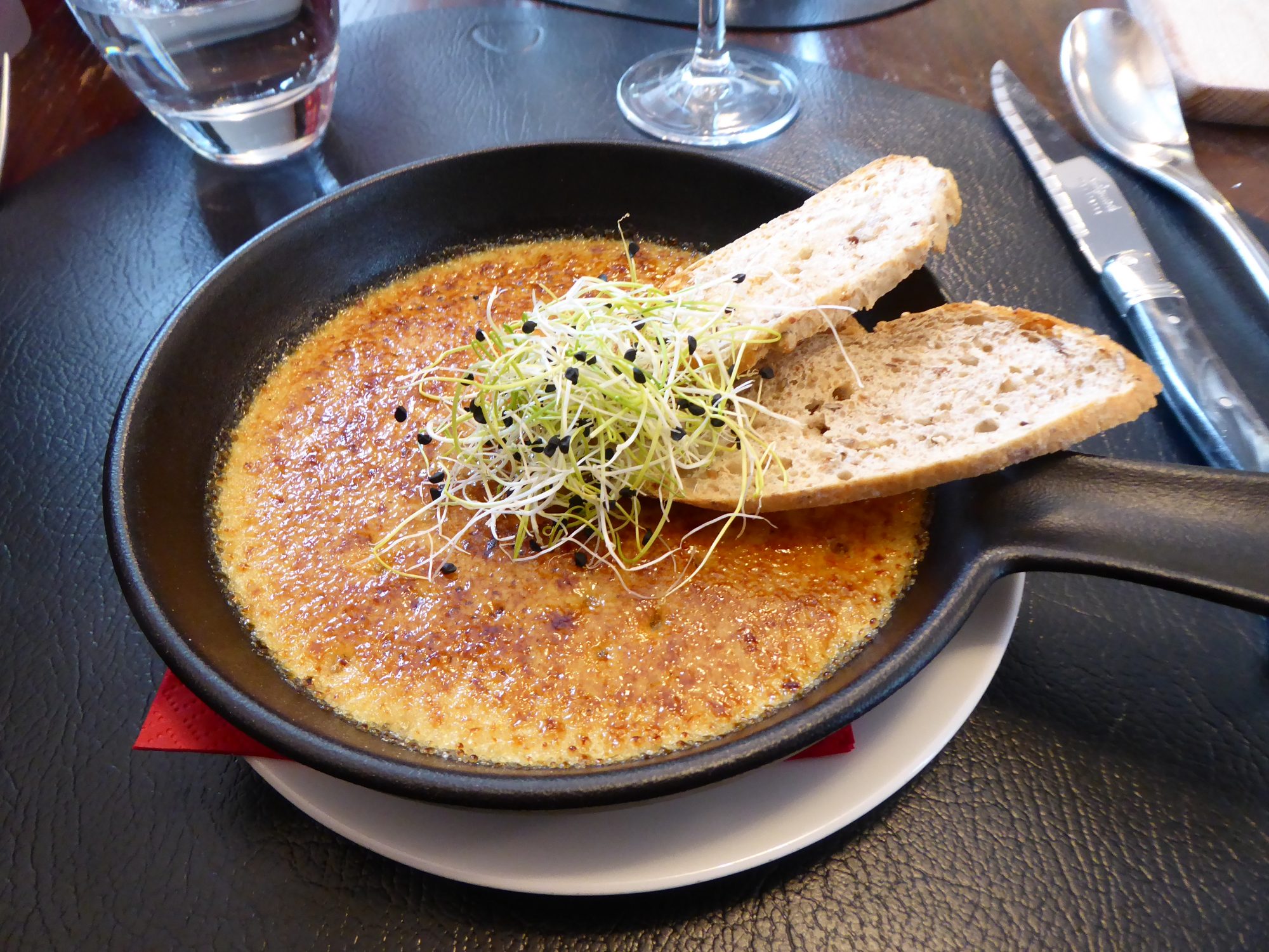 Restaurant le Boeuf Rouge, Crassier